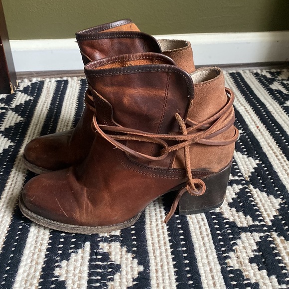 Freebird by Steven | Shoes | Freebird By Steve Madden The Casey In Cognac | Poshmark